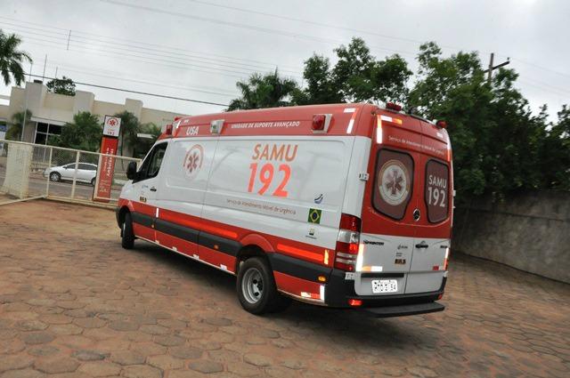 Sem CNH, motociclista colide em veículo de auto escola e fica ferida em ... Sem CNH, motociclista colide em veículo de auto escola e fica ferida em ...